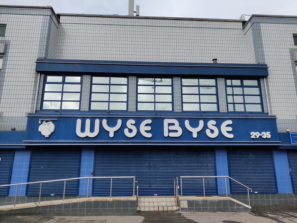 Wyse Byse Maintenance - The Sign Shiner